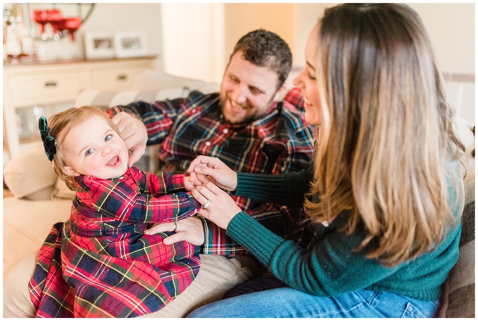 In Home Holiday Family Session, NJ | The Albanos - jenniferlarsenphoto.com
