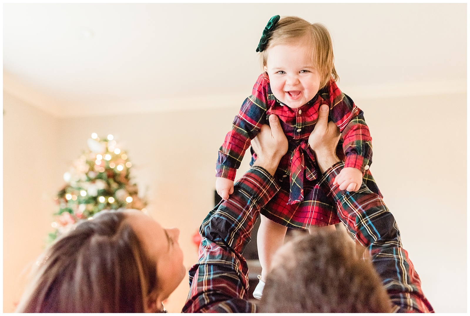 In Home Holiday Family Session, NJ | The Albanos - jenniferlarsenphoto.com