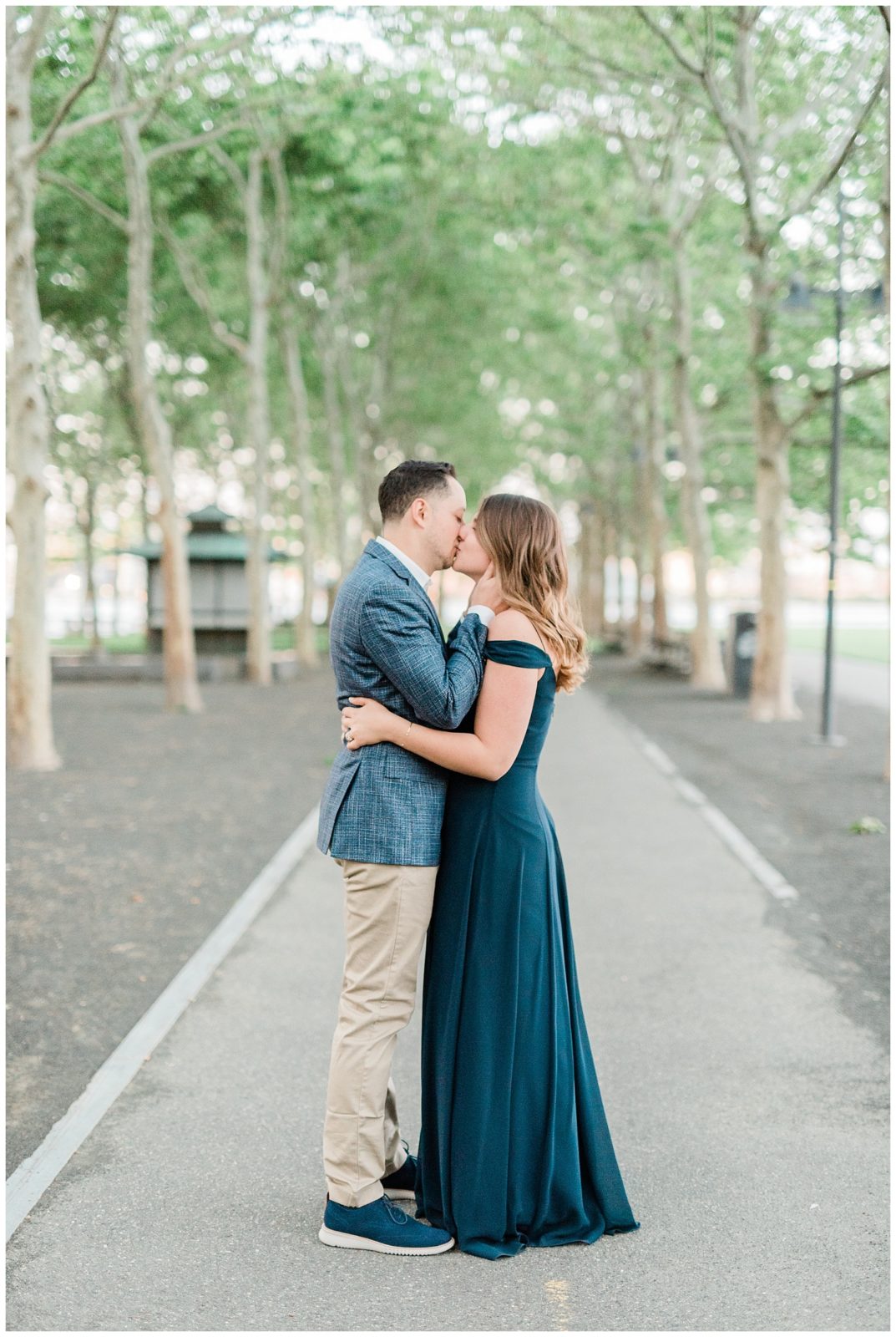Hoboken NJ Engagement Session | Lea & Alex - jenniferlarsenphoto.com