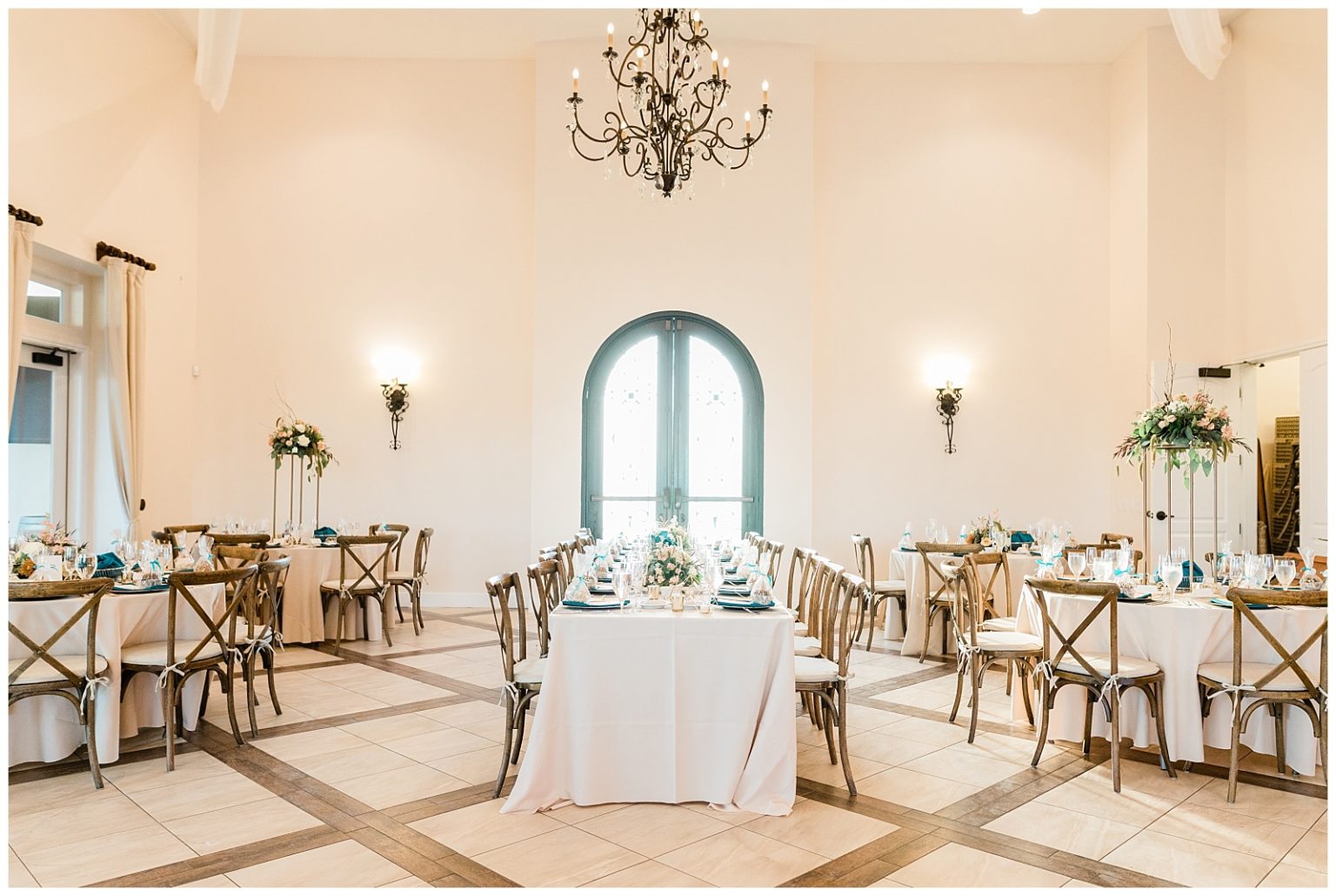 Temecula Wedding Venue: Avensole Winery - jenniferlarsenphoto.com