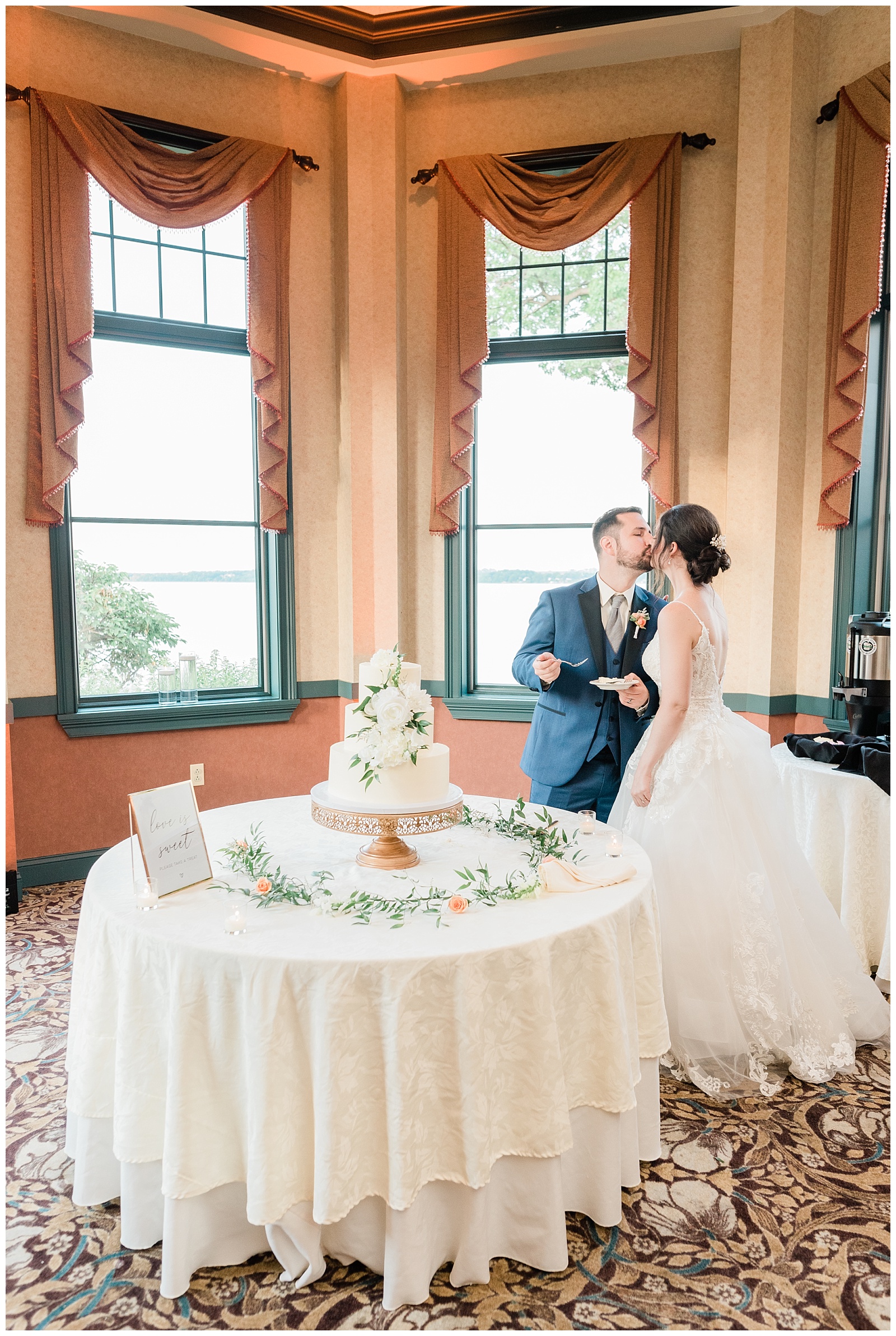 Belhurst Castle Wedding, Geneva, NY | Kristie & Justin ...