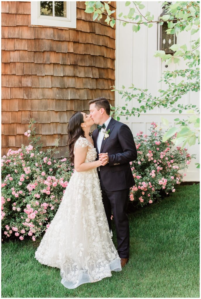Coach House at Ryland Inn Wedding | Ariel & Scott - jenniferlarsenphoto.com