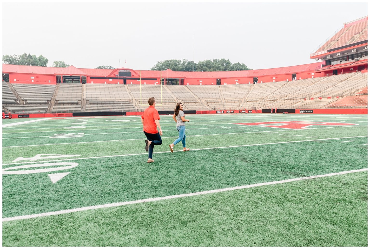 Rutgers University Engagement | Chelsea & Brian - jenniferlarsenphoto.com