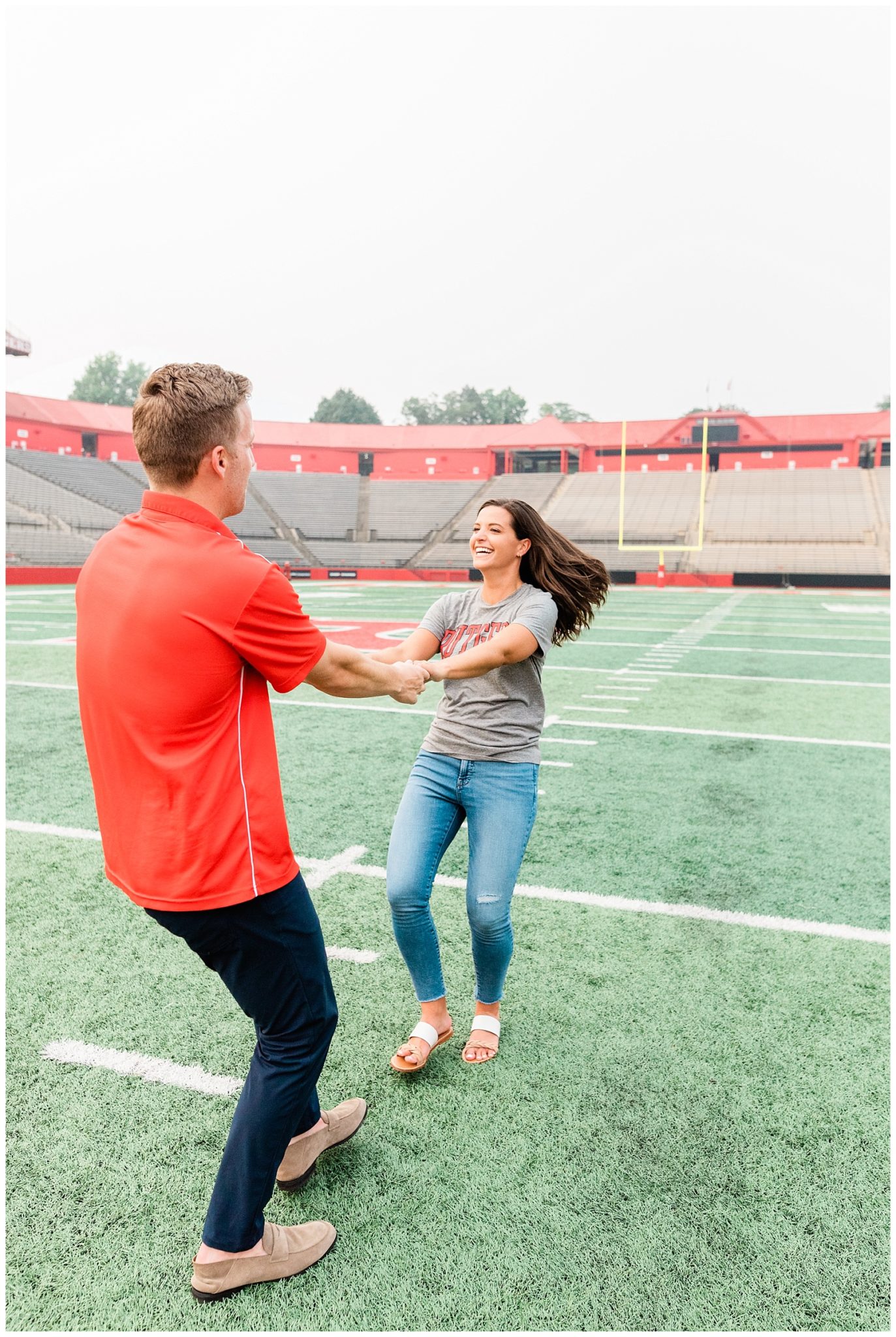 Rutgers University Engagement | Chelsea & Brian - jenniferlarsenphoto.com