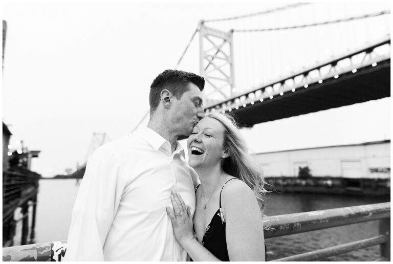 Philadelphia Engagement Session | Ali & Ryan - jenniferlarsenphoto.com