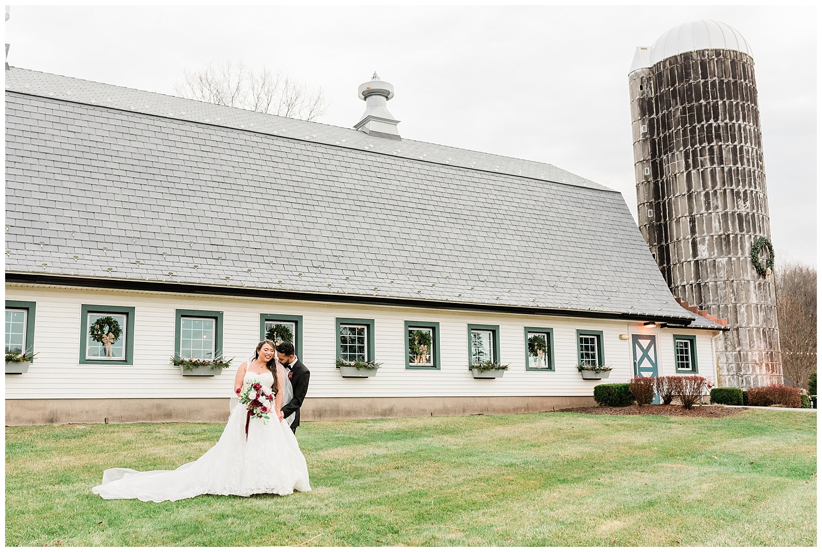 Perona Farms Barn Wedding | Angelica & Christian - jenniferlarsenphoto.com