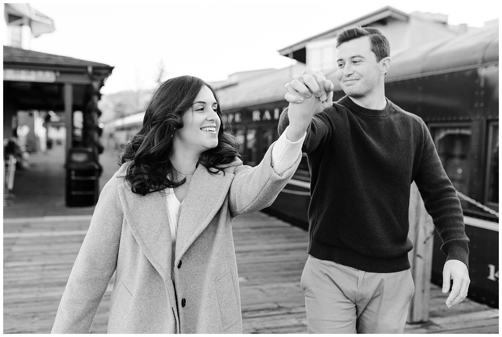 New Hope, PA Engagement Session | Ally & Paul - jenniferlarsenphoto.com